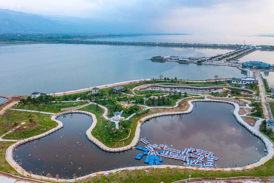 Danau garam di Shanxi, China utara, bertransformasi jadi ikon wisata ...