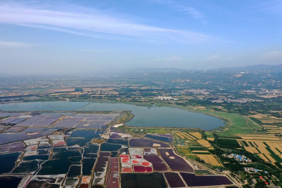 Danau garam di Shanxi, China utara, bertransformasi jadi ikon wisata ...