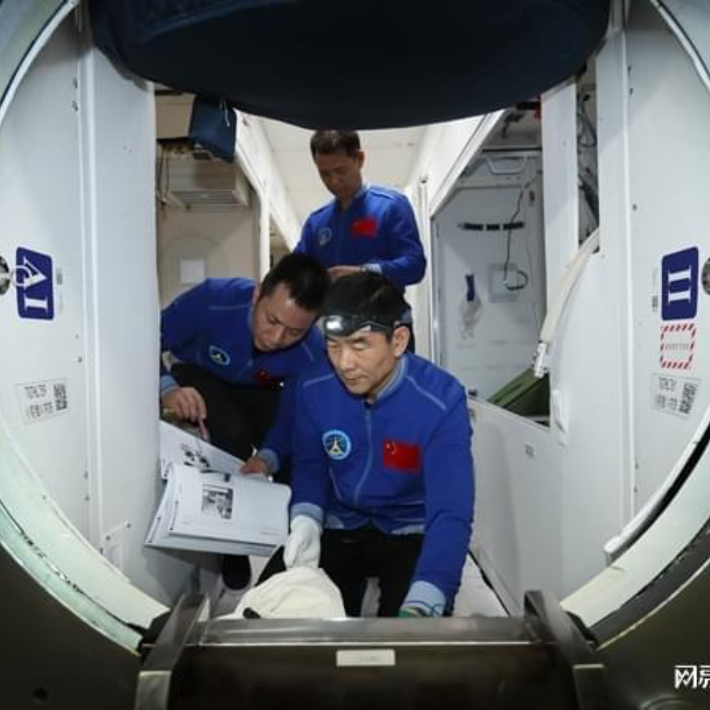 HK dan Macau Mulai Rekrut Astronot