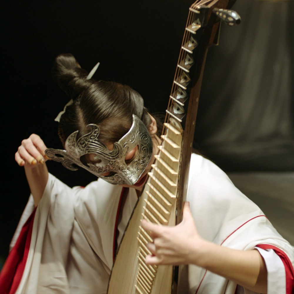 Liu Qingyao Pemain Harpa yang Trending di China