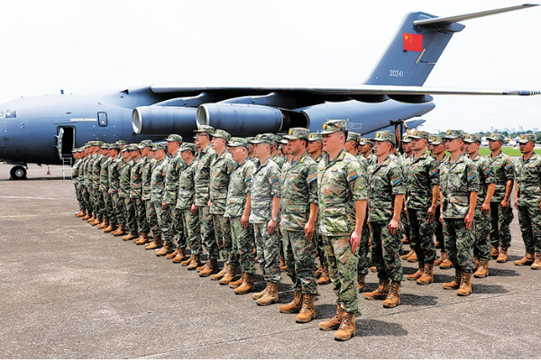 Latgab Indonesia - Tiongkok Peace Condor-2024, Personil Militer China ...